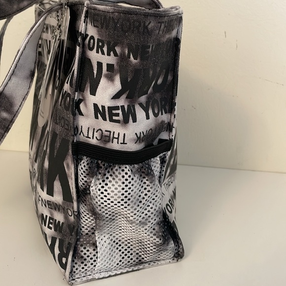 Robin Ruth | Bags | Robin Ruth Original Tote | Poshmark